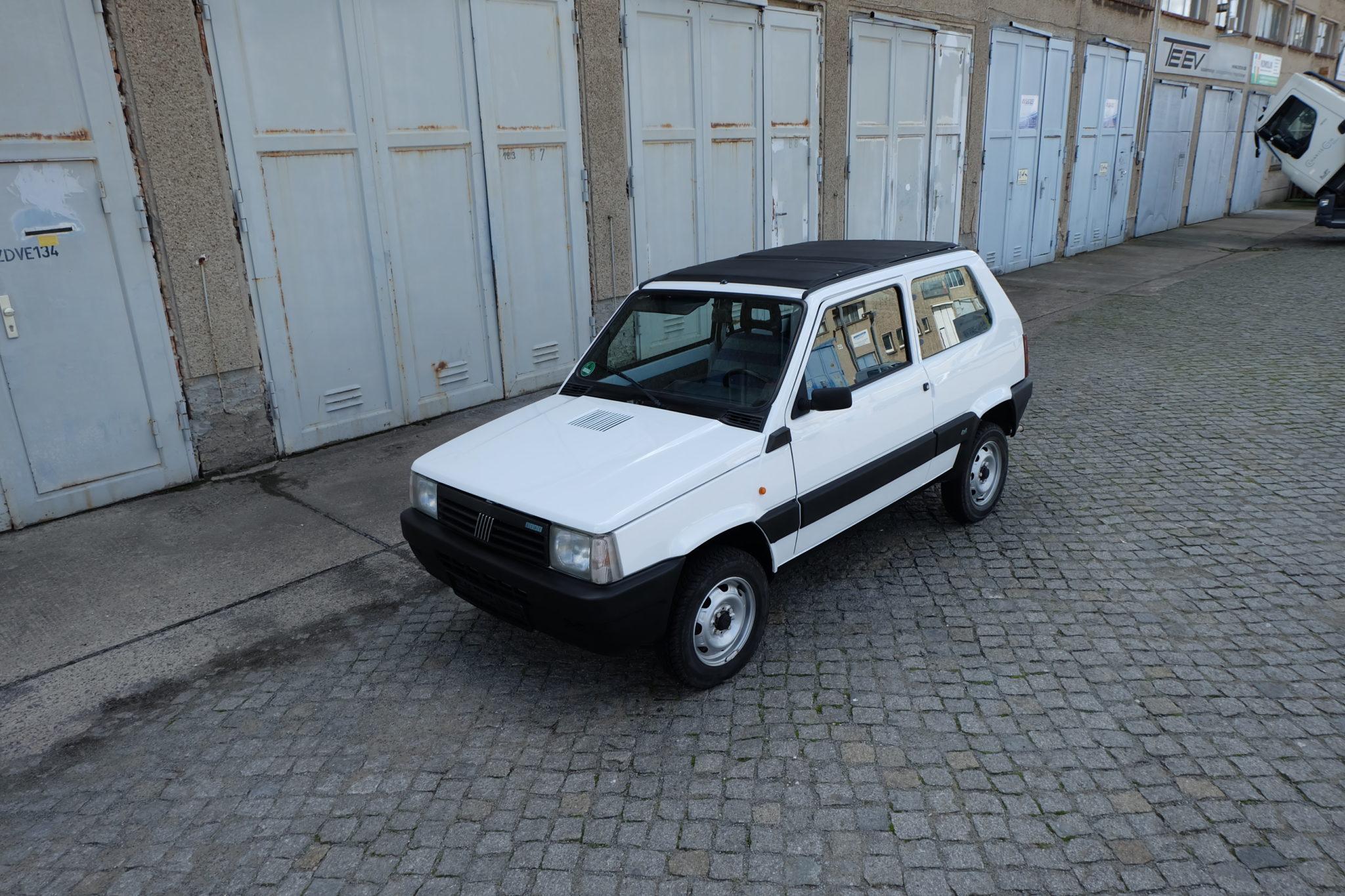 1991 FIAT Panda 4x4 Trekking - Getyourclassic Fiat Panda 4x4 at Auction