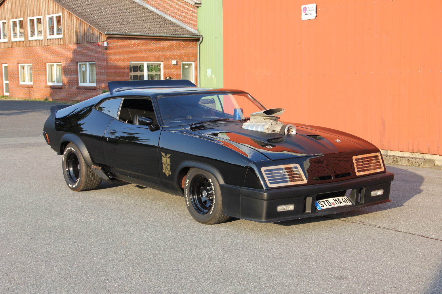 1974 Ford Falcon "V8 Interceptor" - Getyourclassic Mad Max Last V8