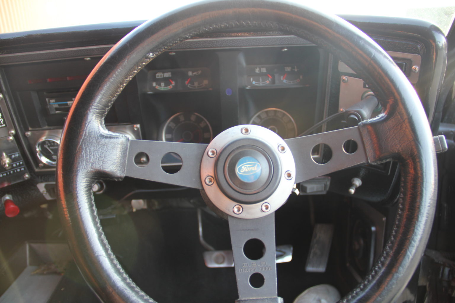 1974 Ford Falcon "V8 Interceptor" - Getyourclassic Mad Max Last V8