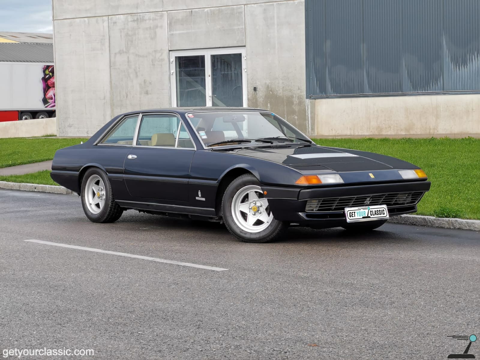 Ferrari 400i - drive Ferrari